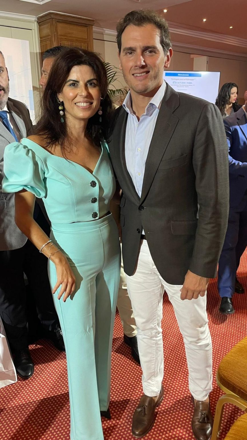 Albert Rivera estuvo ayer en Santa Cruz.- Grabación en la Plaza de la ...